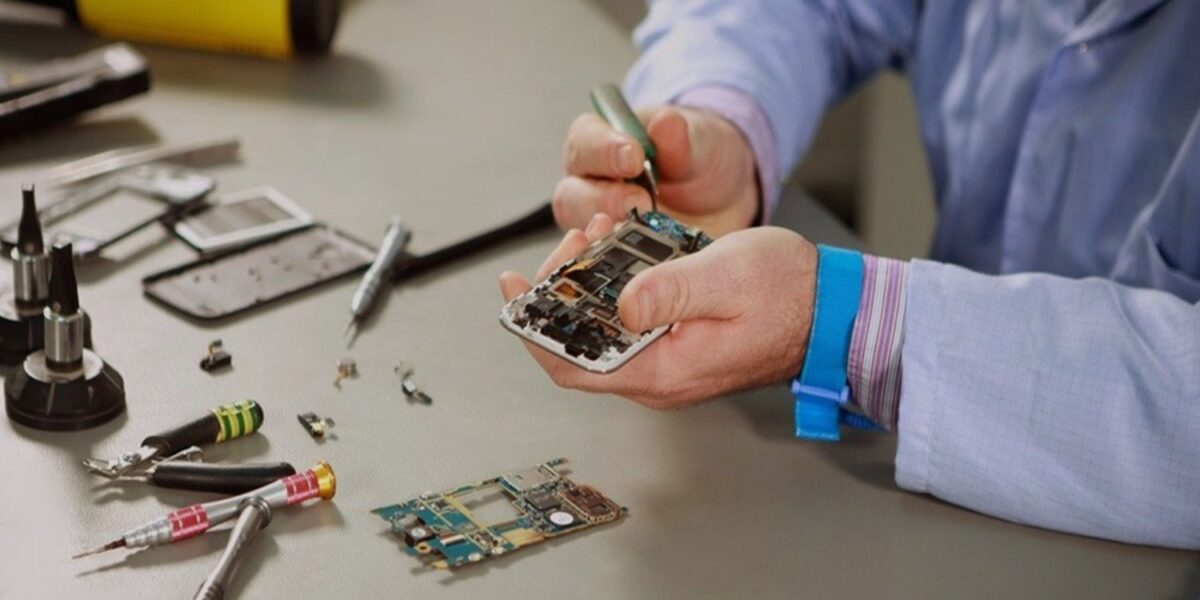 Insider's Guide: Importing Mobile Accessories Directly from China ...
